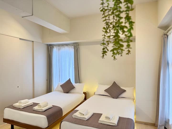 Luggage Storage・3 Min Walk・ Direct Shibuya Skytree - Ueno