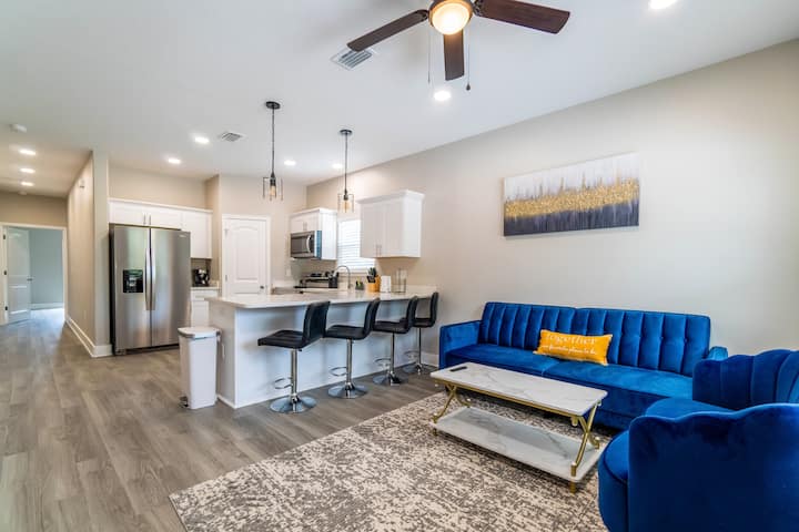 Brand New Modern Luxury Duplex Ev Ready - Pensacola, FL