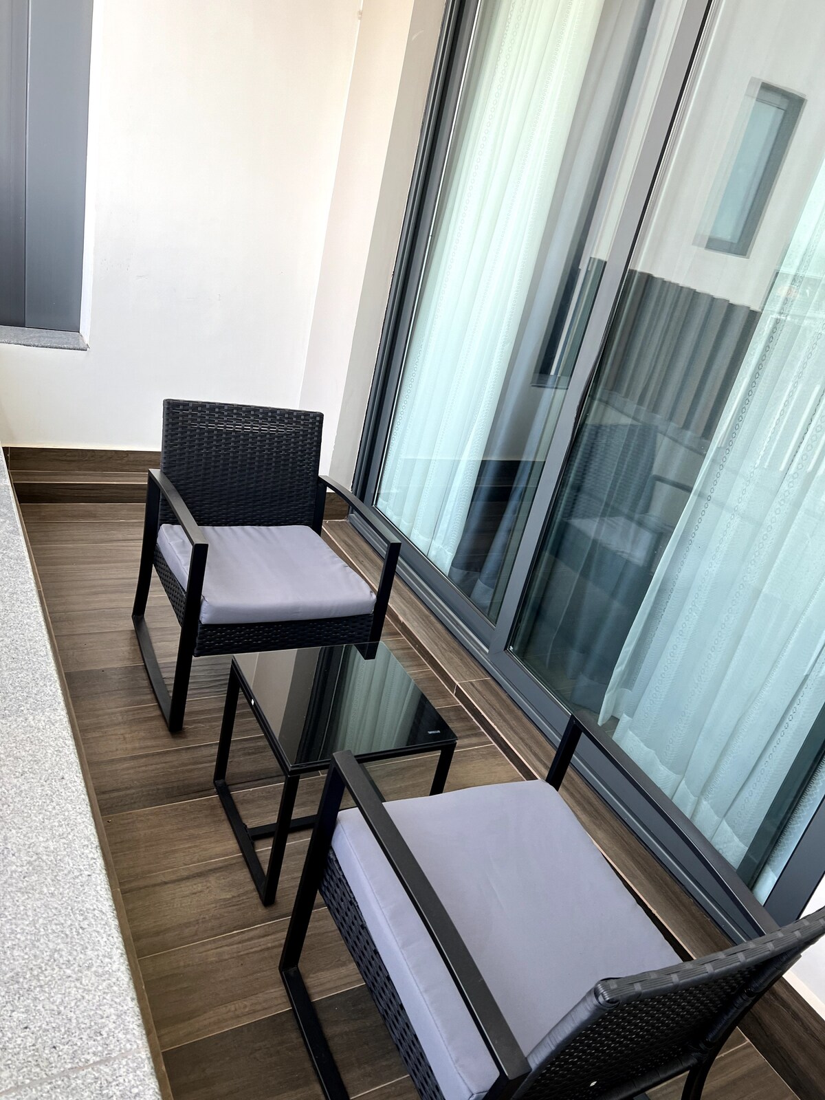 Moderne 1-Schlafzimmer-Suite in Solaris, Osu mit Pool und WLAN ...