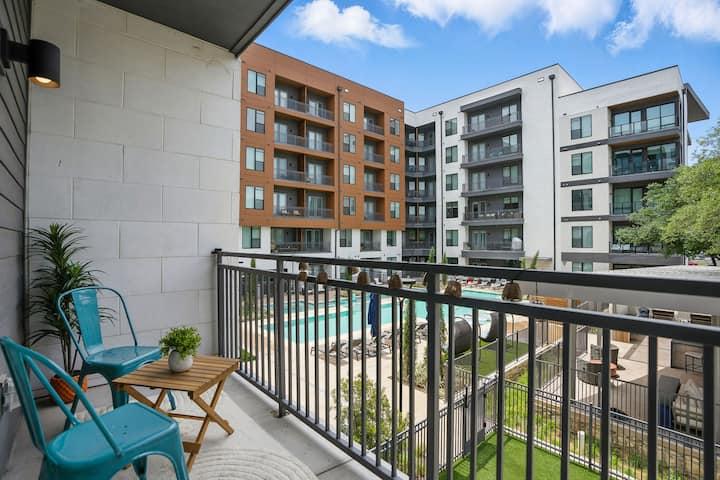 6min To Domain | 12min Dt | Studio- Pool & Parking - Austin Aquarium, Austin