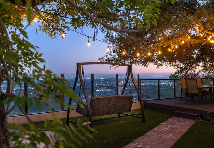 Sky‑high Monrovia Retreat! | 180° La Views + Pool - Monrovia, CA