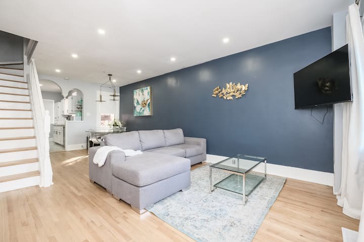 Cozy 2bd With Beautiful View Of Detroit River - Windsor