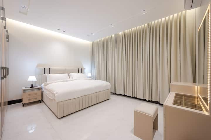 شقة بتصميم انيق ومريح بدخول ذكيA-2 - Jeddah