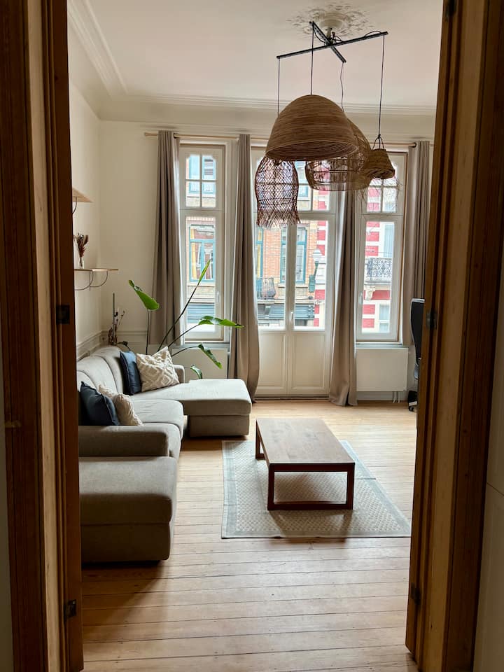 Magnifique Appartement Sur Les Etangs D'ixelles - Bruselas, Bélgica