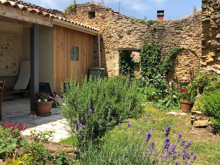 Gîte à Louer Parmi Les Chevaux - Biron