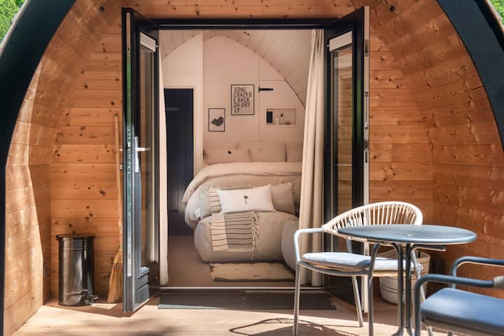 In National Park, Fire Pit, Heating & Air Conditioning - Arnhem