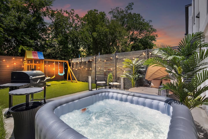 Trendy Uptown Hideaway W/hottub, Free Gameroom - Dallas, TX