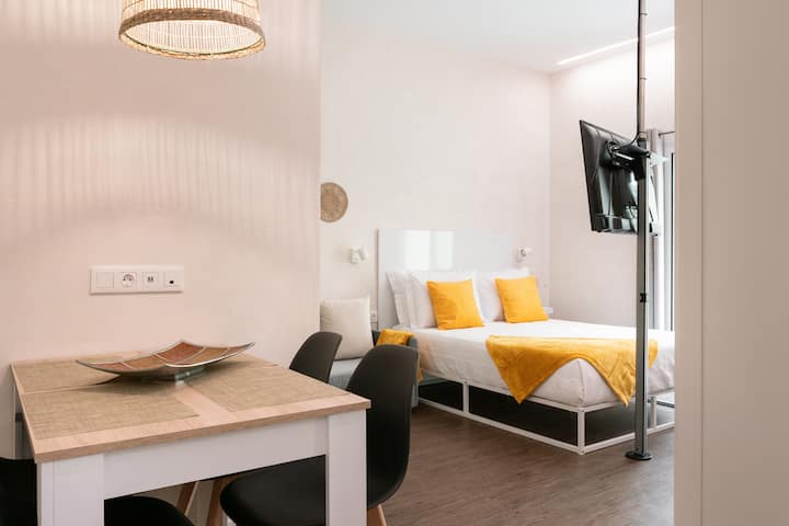 Social Lodge 1b • Funchal Center • Patio • Wifi - Funchal