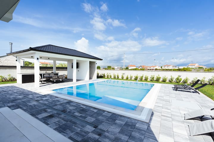 Villa Mirage - Bosnia and Herzegovina