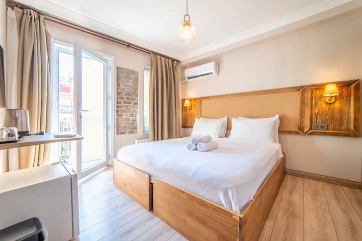 Taksim Meydan-1 - Istanbul