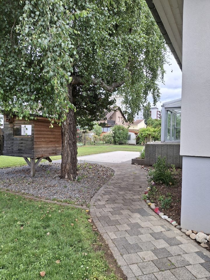 Charmante Maison Avec Jardin - Bâle