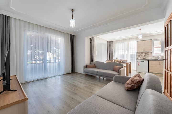 Fethiye Merkezde 2+1 Geniş Daire. - Fethiye