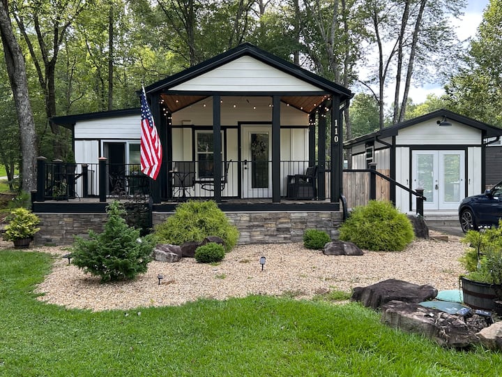 Sugar Shack At Lake Burton - Lake Burton, GA