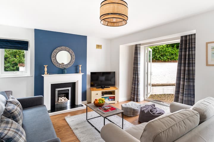 Peaceful House | 10 Min Walk To Beach | Parking - Falmouth