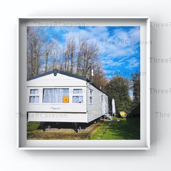 Threercaravan - Relaxed Rhythmic Rejoice - Selsey