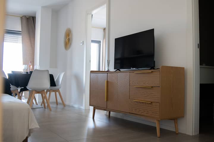 Suite 3 Con Terrazzo E Piscina In Centro Cittá - Bari