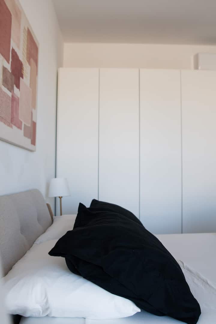 Suite 3 Con Terrazzo E Piscina In Centro Cittá - Bari