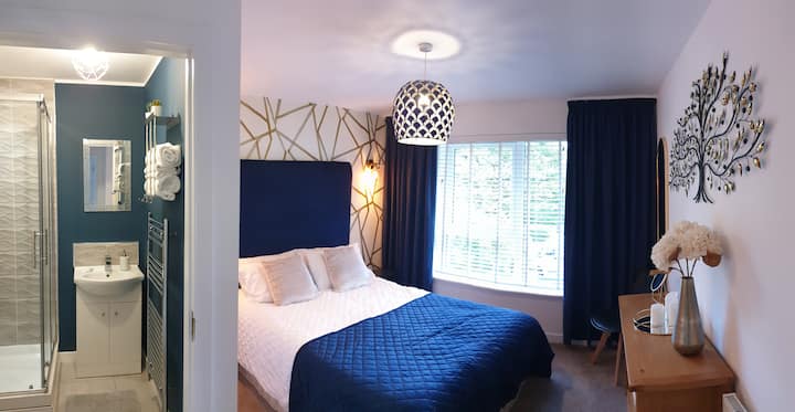 Entire Spacious 3-bed Family Home | City Centre - Glasgow