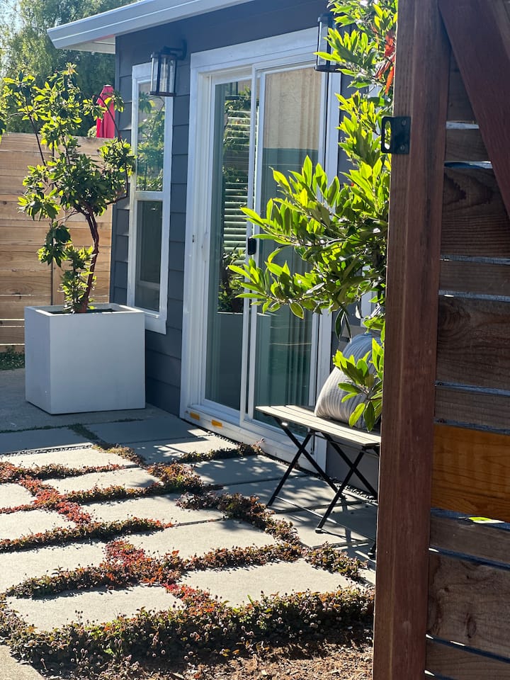 Charming Studio - Kensington, CA