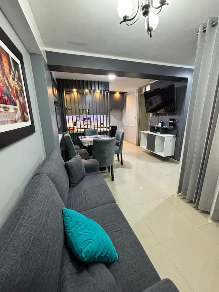 Elegante Departamento Con Cochera - Tacna