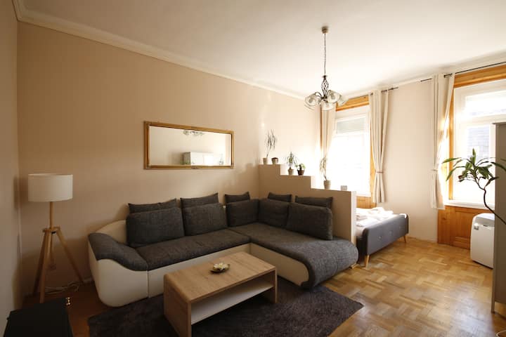 Andrew's City Apartment - Budapest