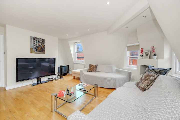Soho Dreams Plus Roof Terrace - Central London
