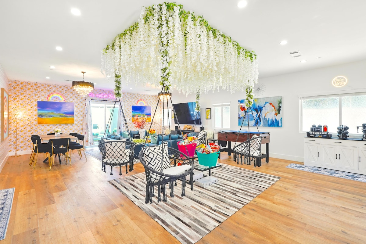 Luxe NoHo Family Home: Universal 15m+Hollywood 10m - Houses for Rent in ...