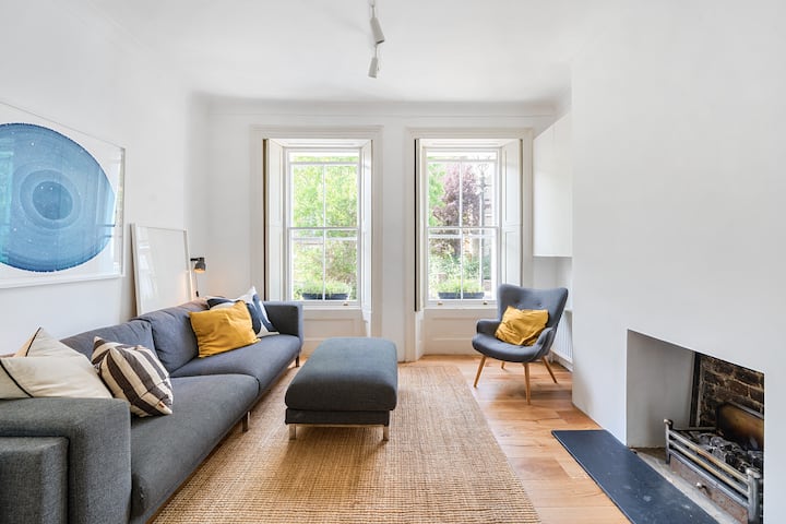 Charming Ground Floor Period Home - London