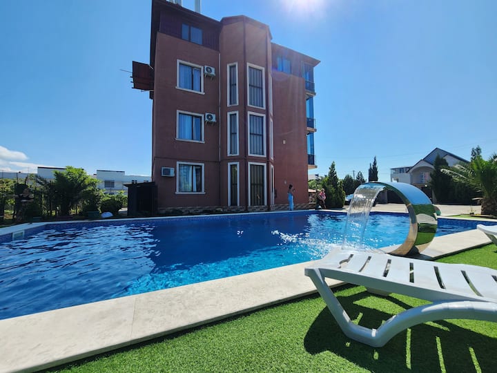 Yusup Villa With Pool 10 Bedroom - Batumi
