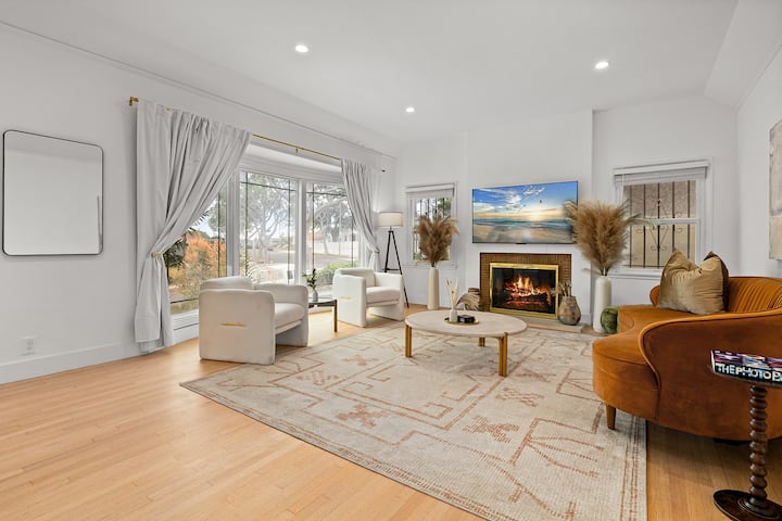 3br • 2ba Inglewood Home • Sofi • Lax • Yard • W/d - Downtown - Los Angeles