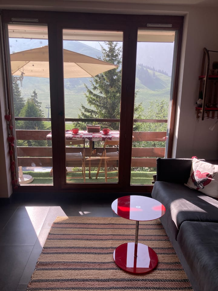 Studio Cosy Avec Vue Montagne Au Pied Des Pistes - Manigod
