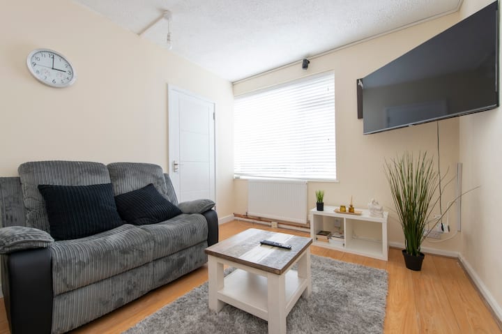 Cruisethe O2, 3br, Wifi, Freeparking&sleeps 10! - Dartford