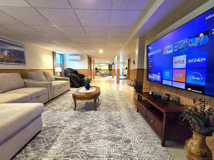 Private Garden Suite  Kitchen Office Gym Laundry - Chicago O'Hare Airport (ORD)