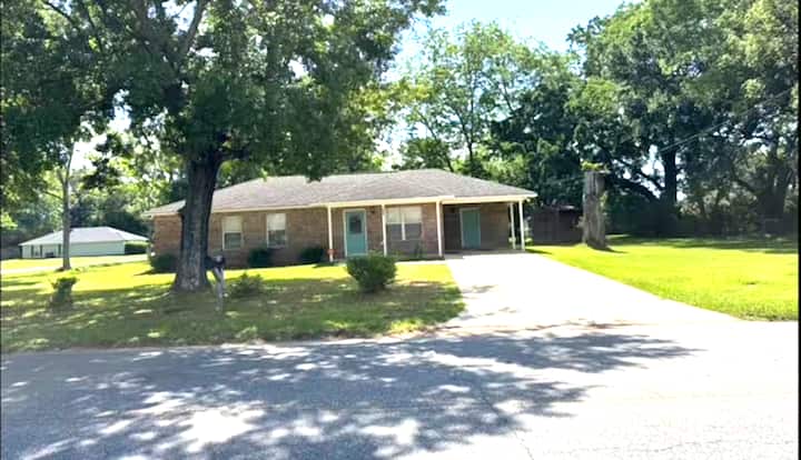 Country Charm - Foley, AL