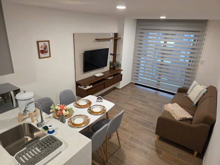 Nuevo, Moderno, Seguro, Piscina, Parque 14 Zona 14 - グアテマラ市