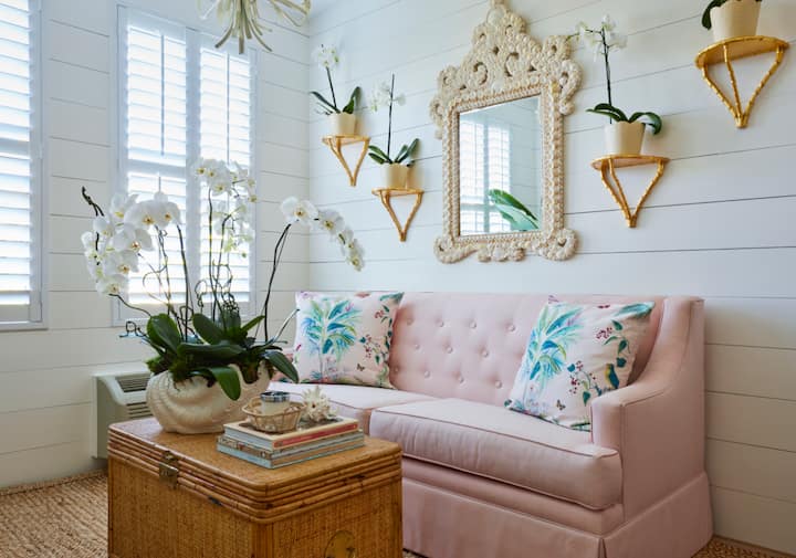 Pineapple Pad Palm Beach: Colony Hotel-inspired - Palm Beach, FL