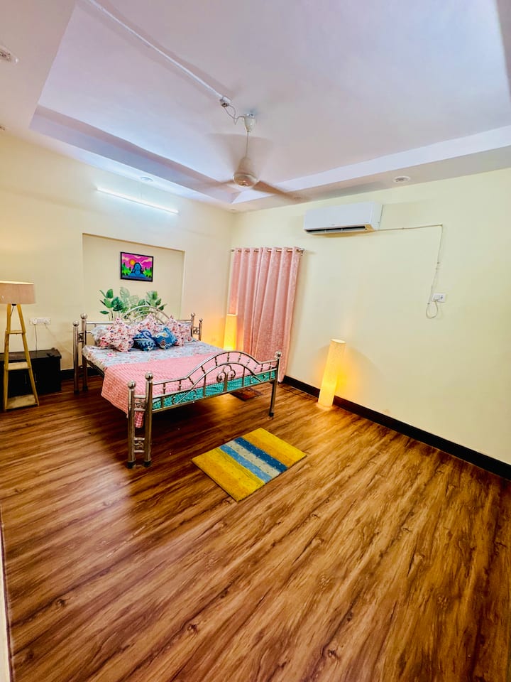 The Family Courtyard | 2 Br - 勒克瑙