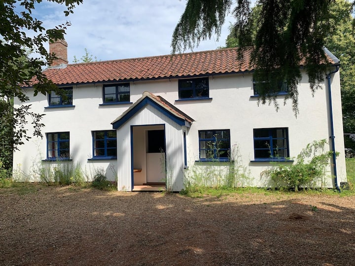 Sherfield Cottage, Snape - Suffolk