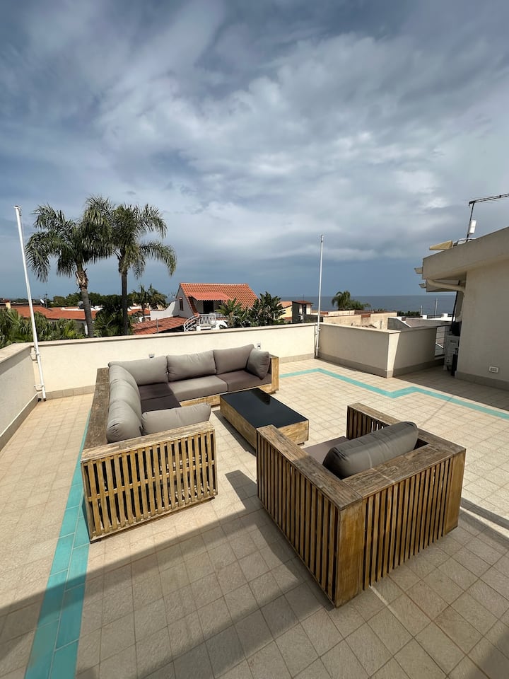 Villa Thema Ferienwohnung Oben - Sicily