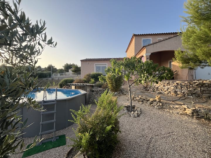 Villa Privée Avec Piscine, Clim, Parking, Boules - Beaucaire