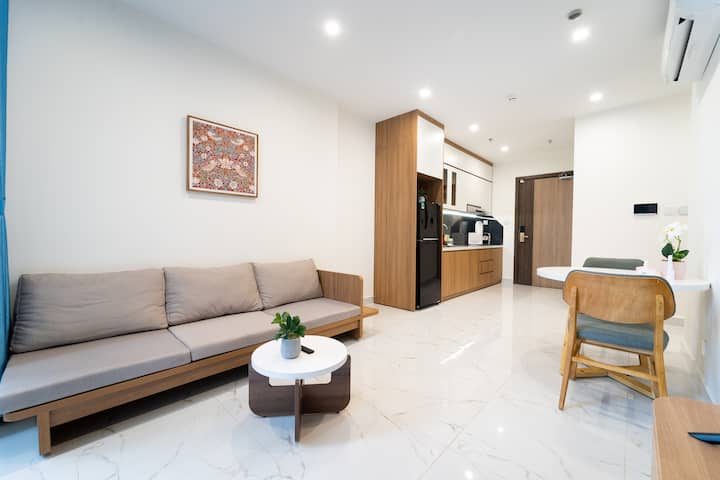 Emma House 20 - Tropical Two Bedrooms Vinhomes Q9 - Bien Hoa