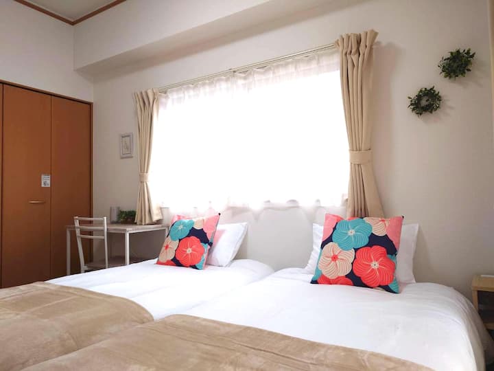 5beds/max7ppl/44㎡/10-min Walk To Matsuyama Castle - Matsuyama