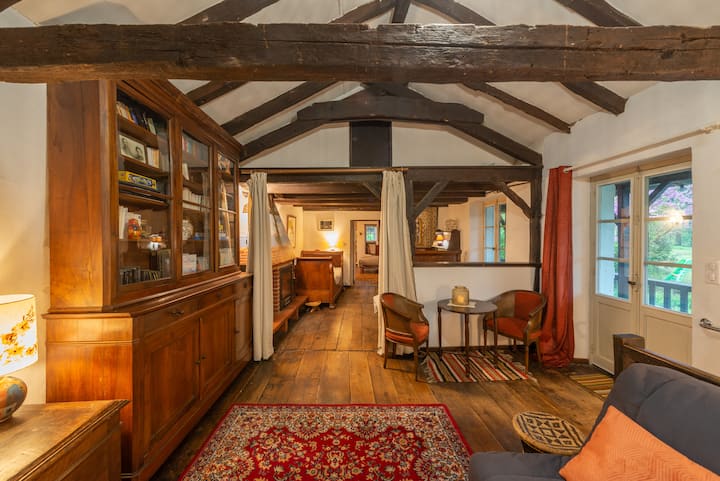 Maison+gîte Indépendant. Jardin, Jeux & Apéro - Lot