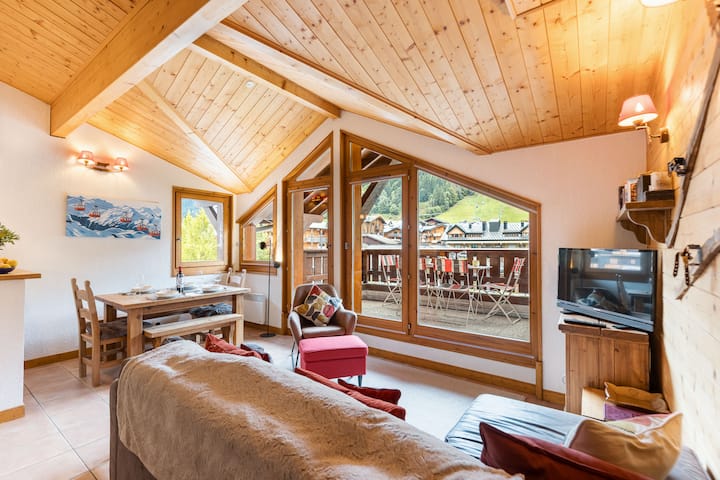 Slalom 33 - Central Morzine | The Great Escape - Avoriaz