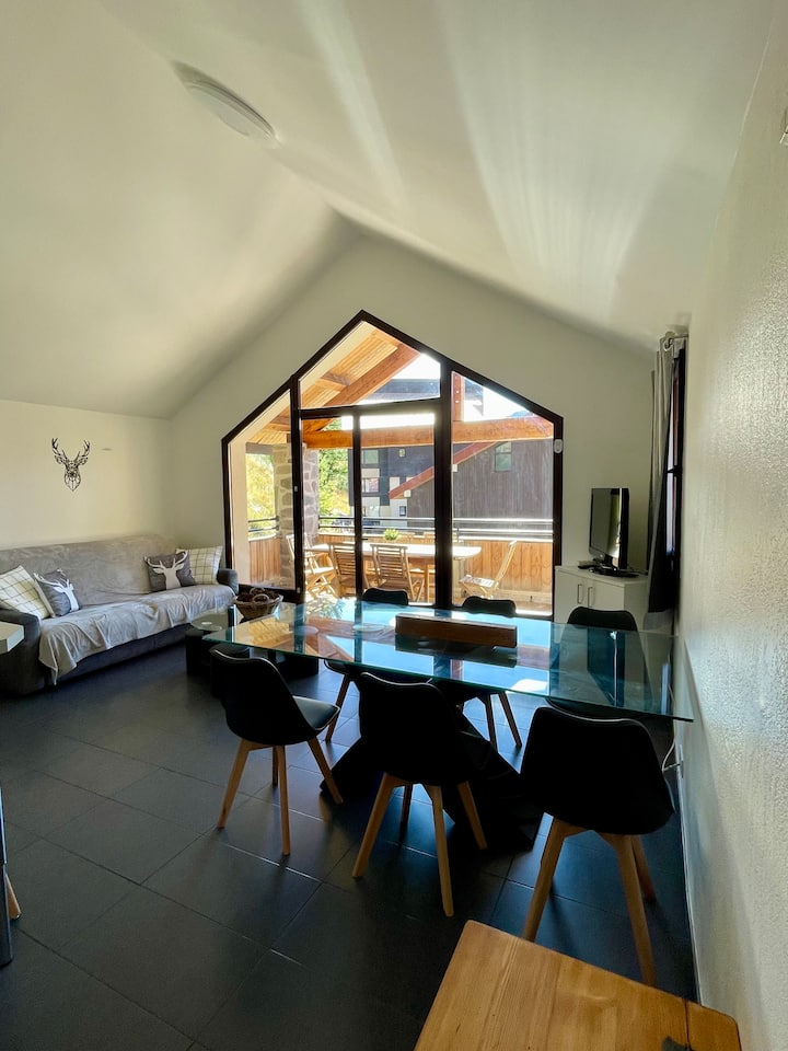 Lumineux Triplex Dans Immeuble Privé Proche Pistes - Isola