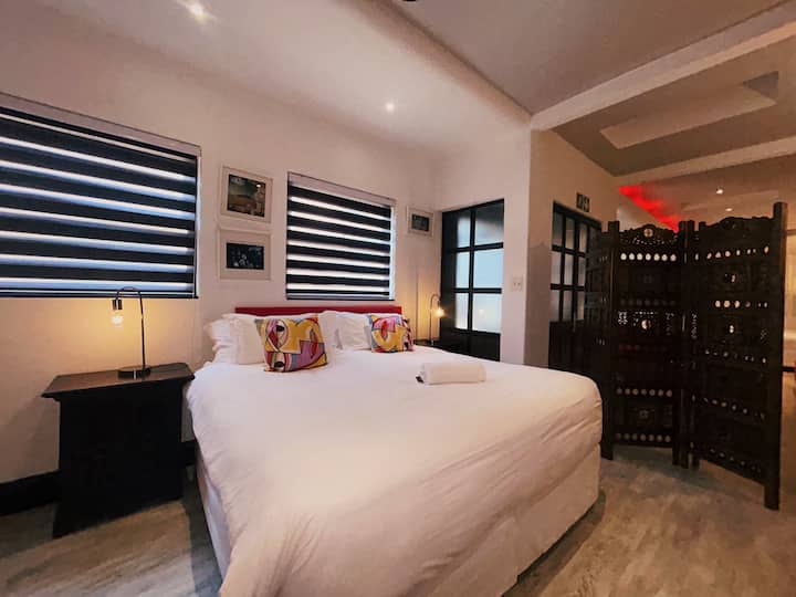 Two Bed Room Apartment
Dali - Johannesburg