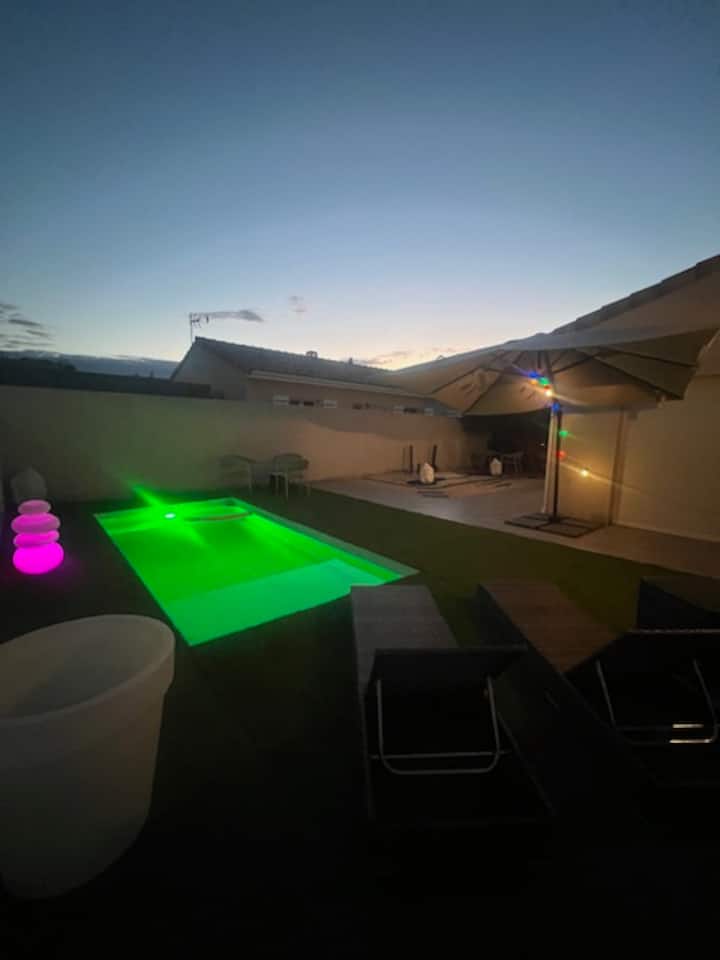 Villa Sophie - 3 Chambres - Piscine - Jacuzzi - Béziers