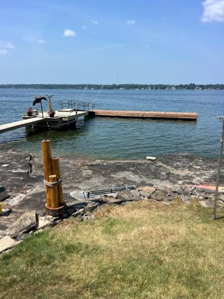 Mallards Landing On Main Channel - Prescott