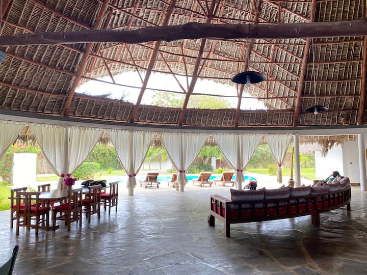 Private Villa With Pool - 5 Br Close To The Beach - Kenya
