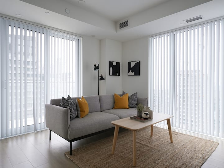 Modern Downtown Escape, King West - Toronto